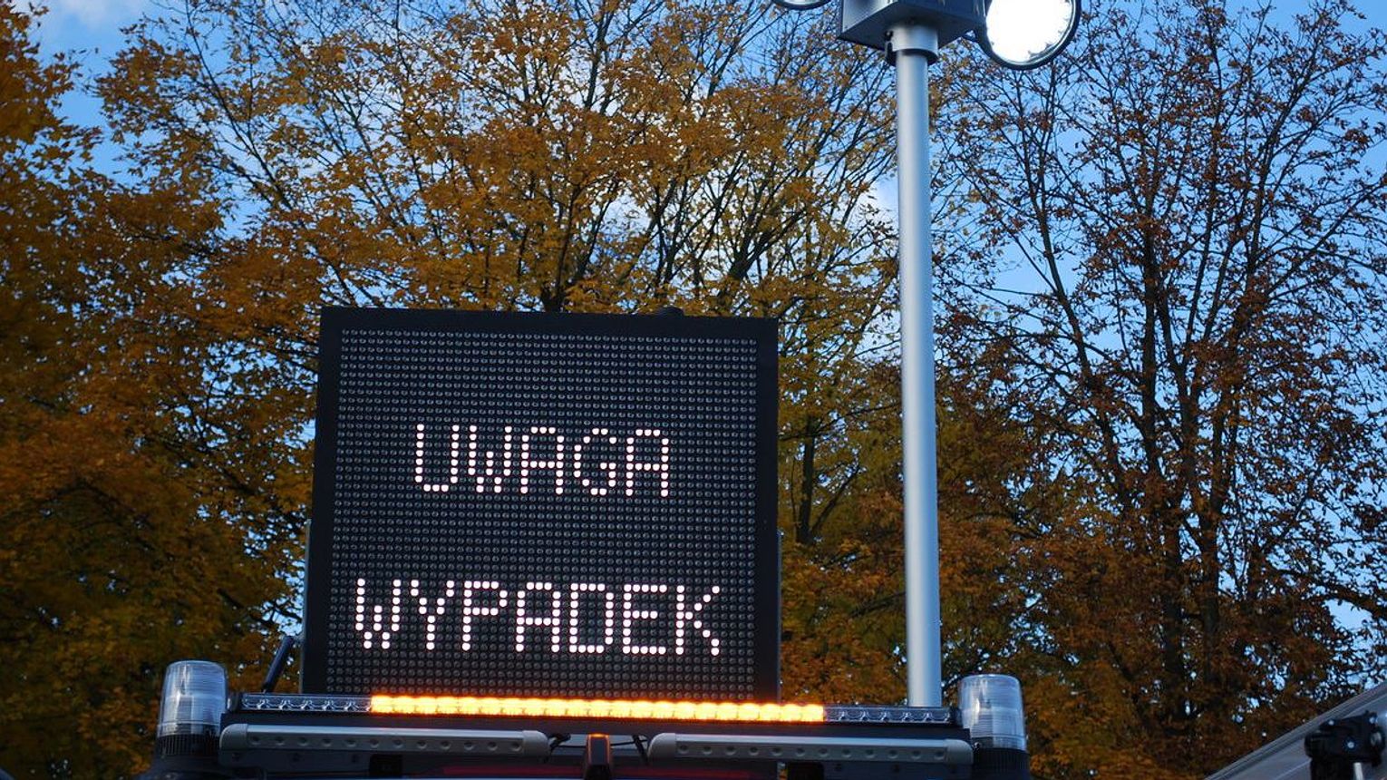 Pijany kierowca sprawcą wypadku. 4 osoby trafiły do szpitali Pijany kierowca sprawcą wypadku. 4 osoby trafiły do szpitali