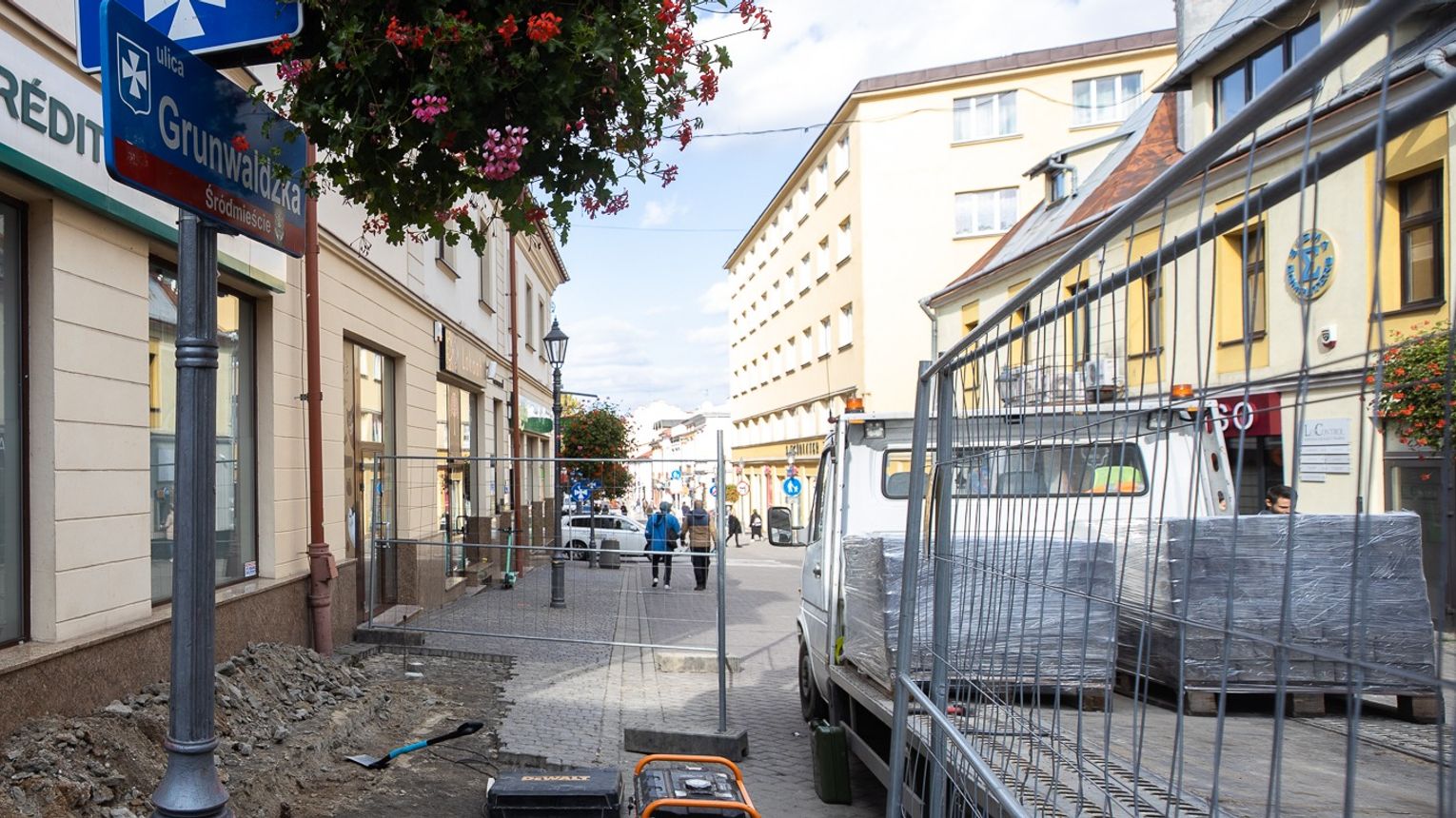 Rusza przebudowa ul. Grunwaldzkiej. Co z dostępem do lokali handlowych?